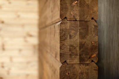 Construction en madrier bois / Kontio